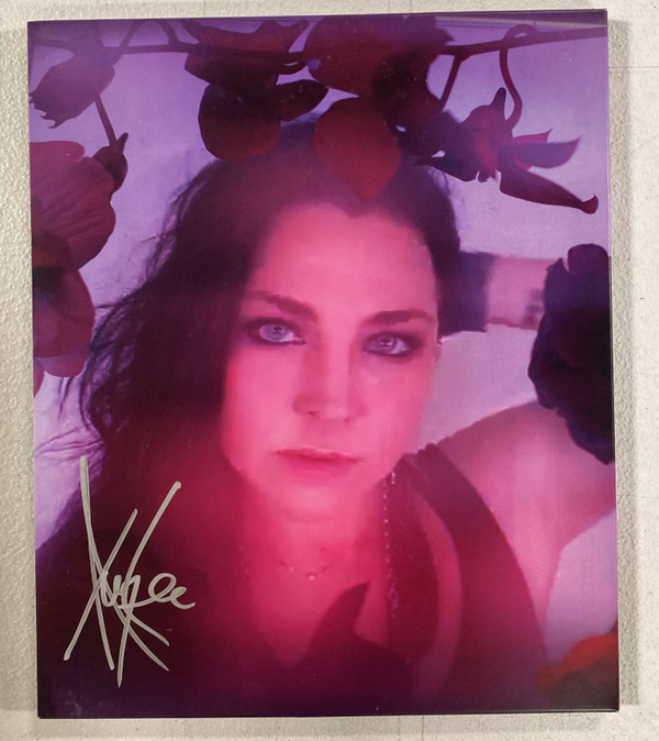 REVOLVER SPRING 2021 ISSUE SLIPCASE (Amy Lee Autographed) FEATURING EV